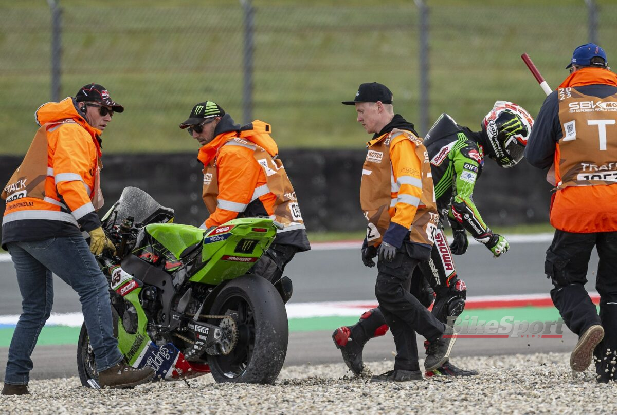 Two up, one down for WorldSBK champ Jonathan Rea | BikeSport News