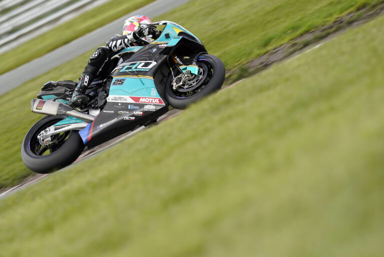 BSB Oulton Park Qualifying Results | Brookes takes pole, Stacey on ...