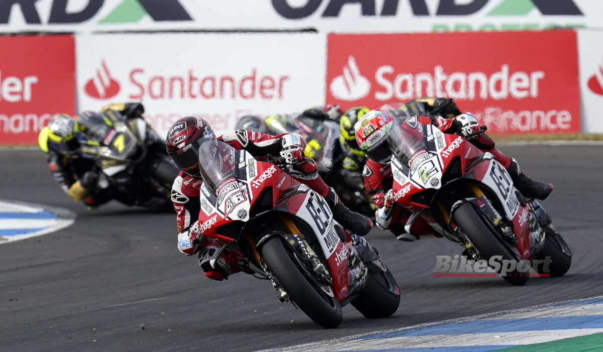 'Over the moon' Tommy Bridewell conquers Knockhill demons, extends BSB lead | BikeSport News