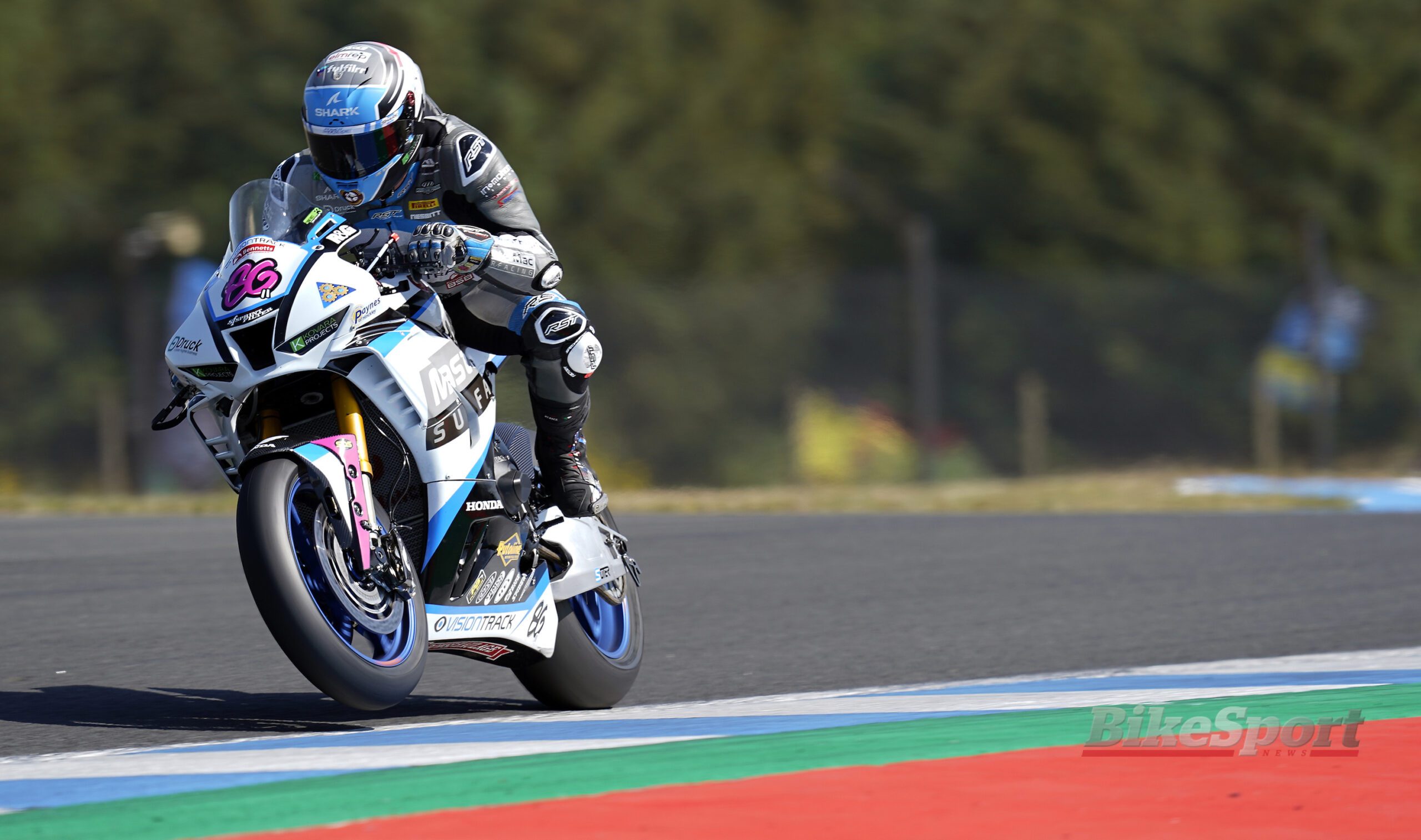 Can BSB young guns Nesbitt, Cook keep on firing at Cadwell Park ...