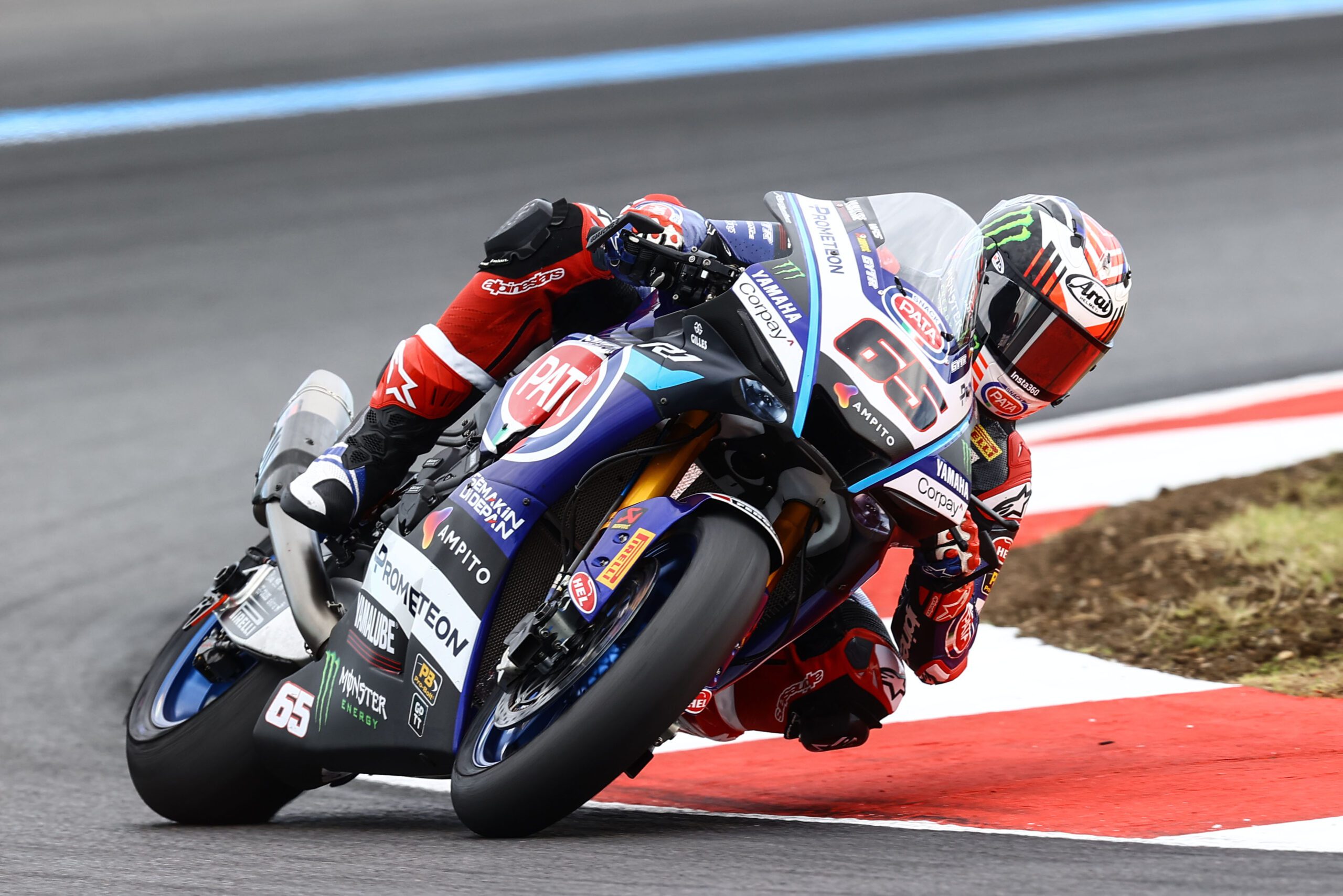 Jonathan Rea has been transported to hospital after Race One crash ...